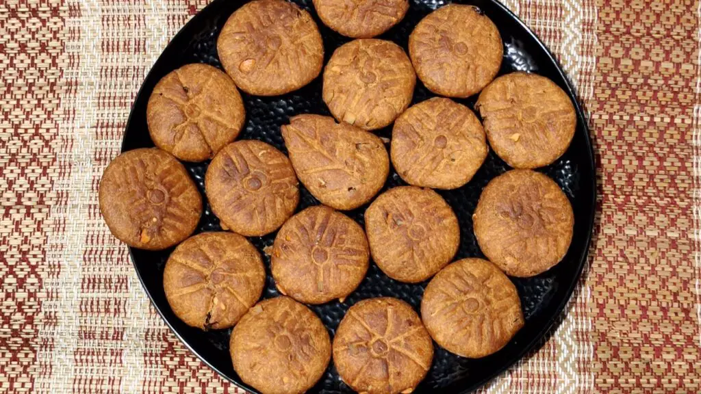 Thekua Recipe | Indian Fried Cookies | Mitar Cooking