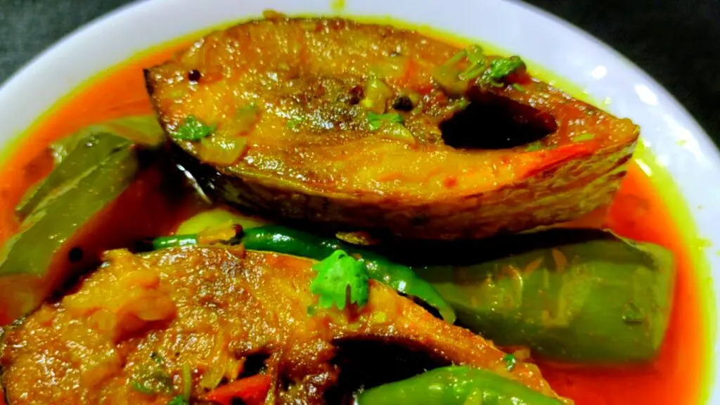 Ilish Macher Jhol Recipe | Hilsa Fish Curry | Mitar Cooking